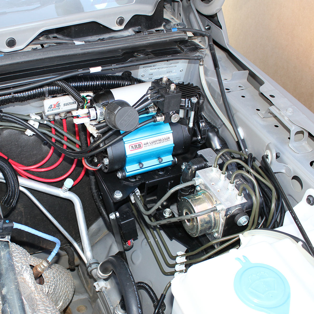 TLR Underbonnet Air Compressor Bracket – MegaJimny
