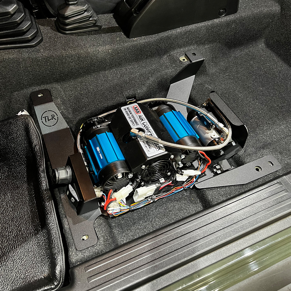 TLR Under Seat Bracket + ARB Dual Compressor kit (JB74/JC74 Jimny ...